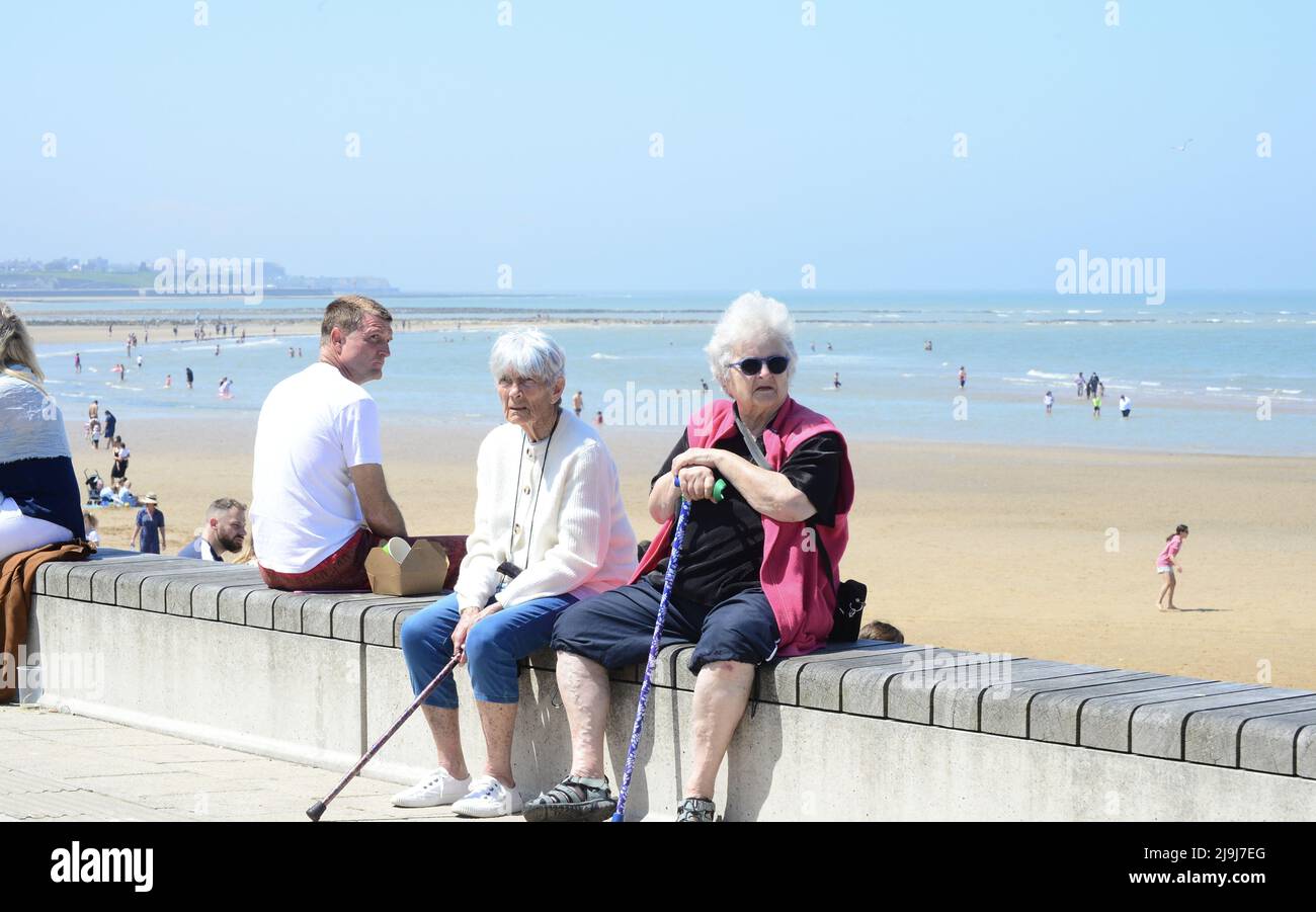 Sunseekers enjoy the May bank holiday Monday on Margate beach in ...