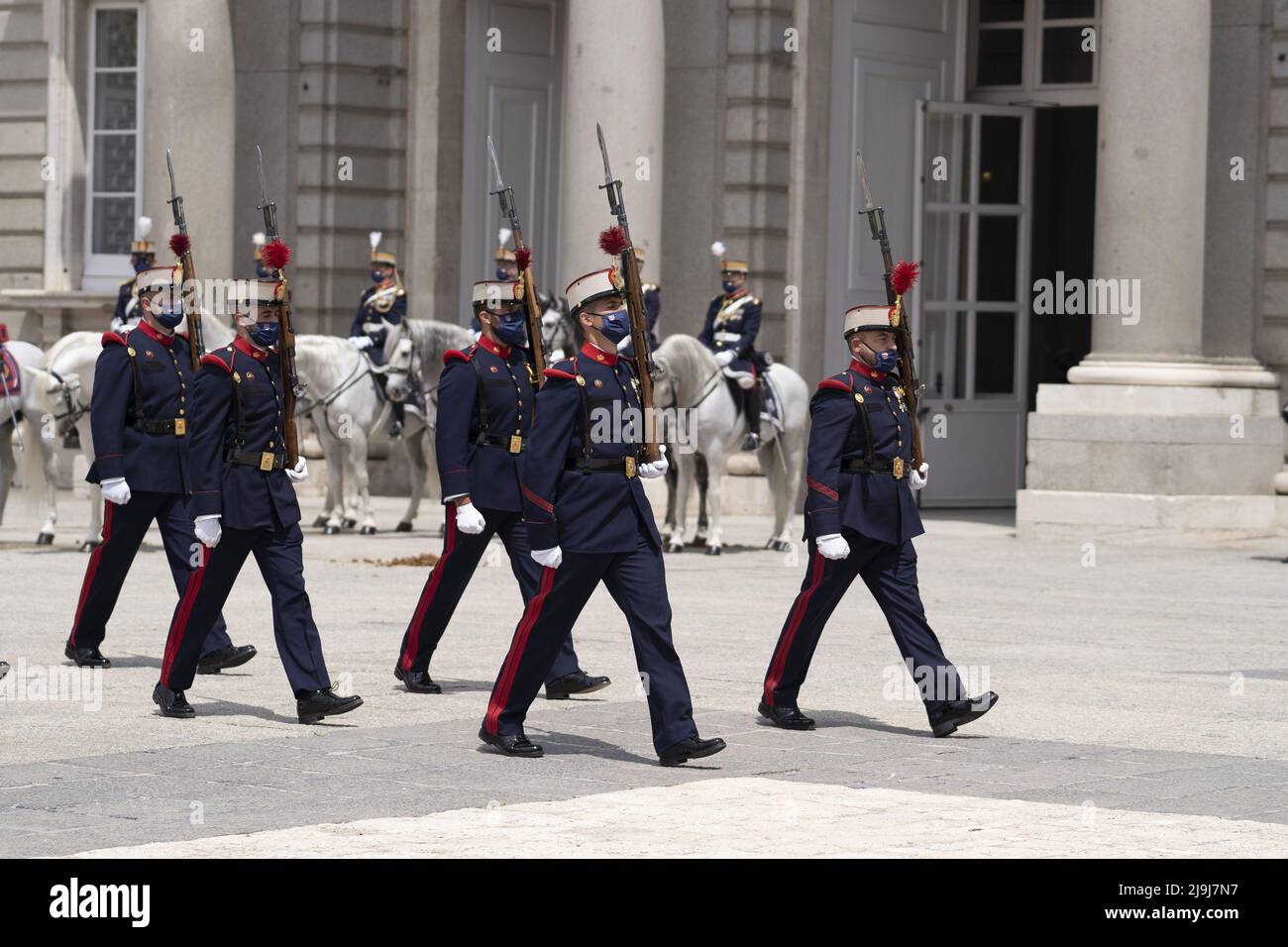 First solemn changeover of the Royal Guard at the Royal Palace since ...