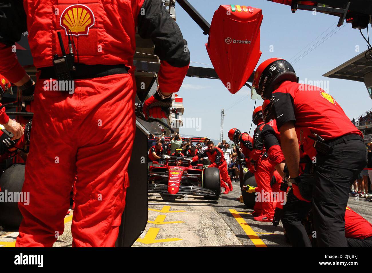 2022 formula one pit stop ferrari hi-res stock photography and images ...