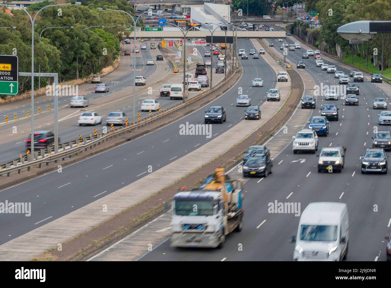 Road expressway hi-res stock photography and images - Alamy