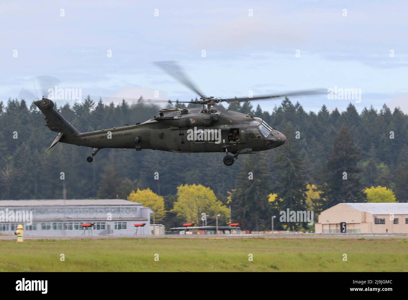 Uh 60 maintenance hi-res stock photography and images - Alamy