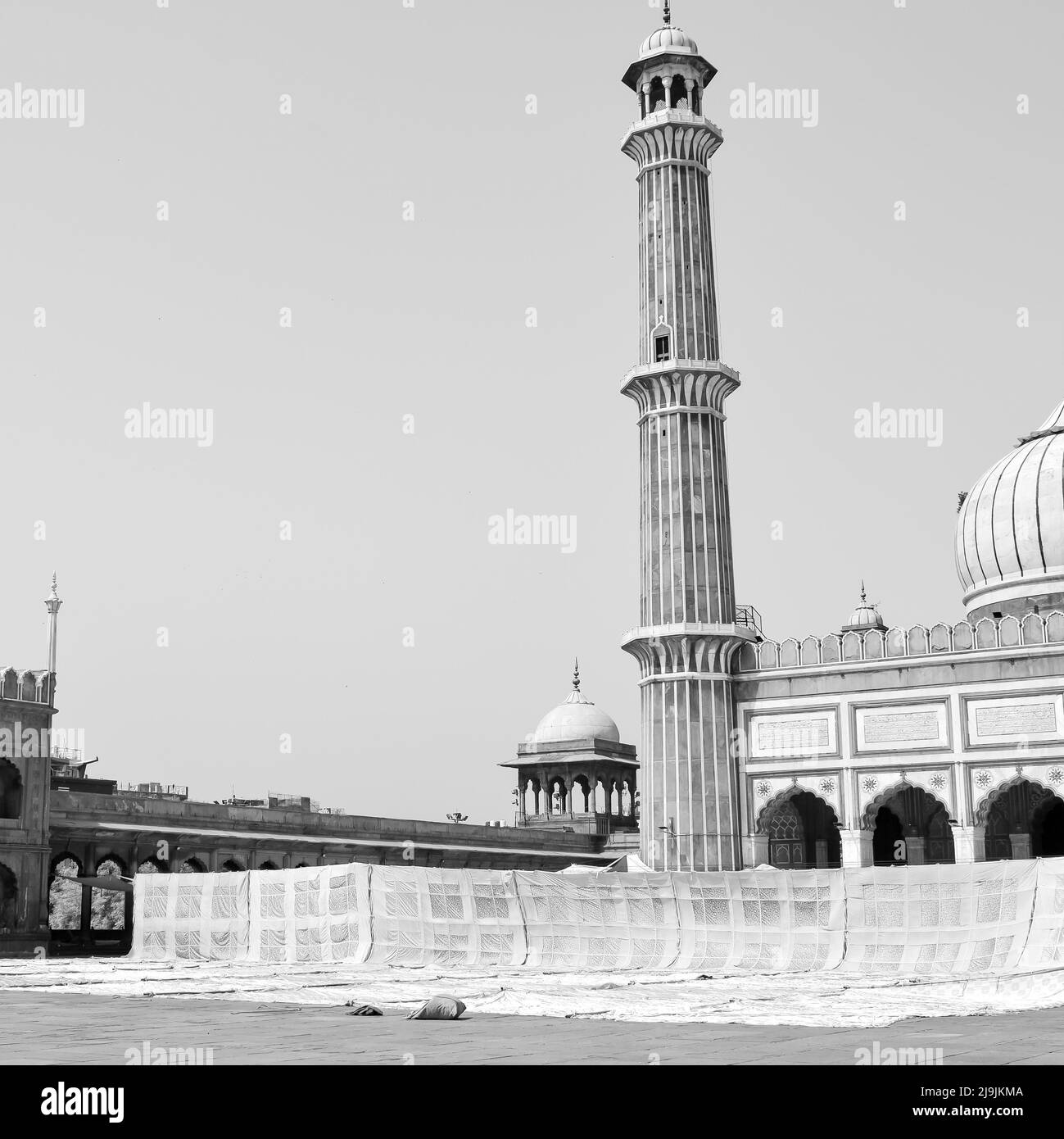 The Spectacular Architecture Of The Great Friday Mosque Jama Masjid