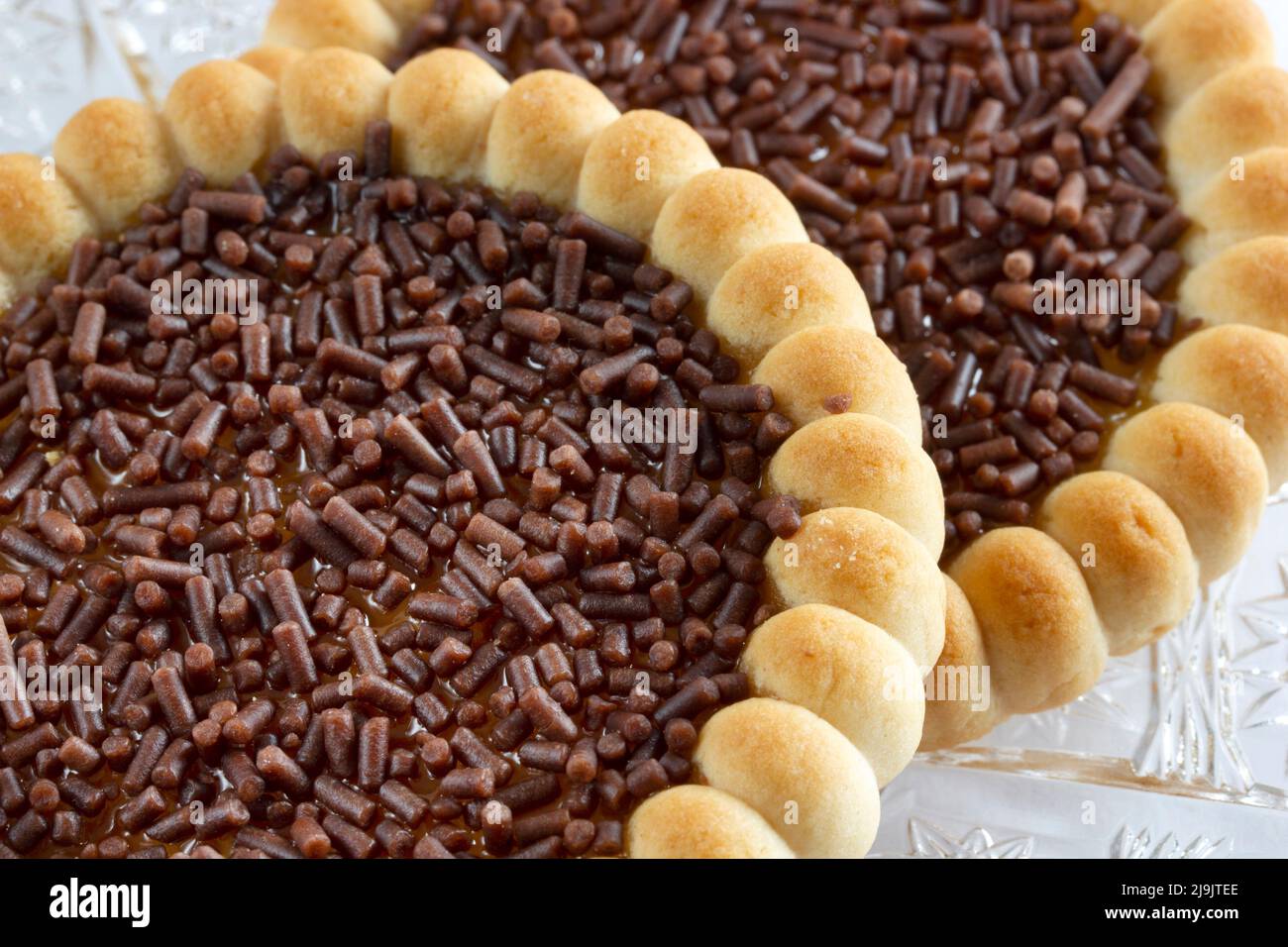 Chocolate chip cookie. Food background Stock Photo - Alamy