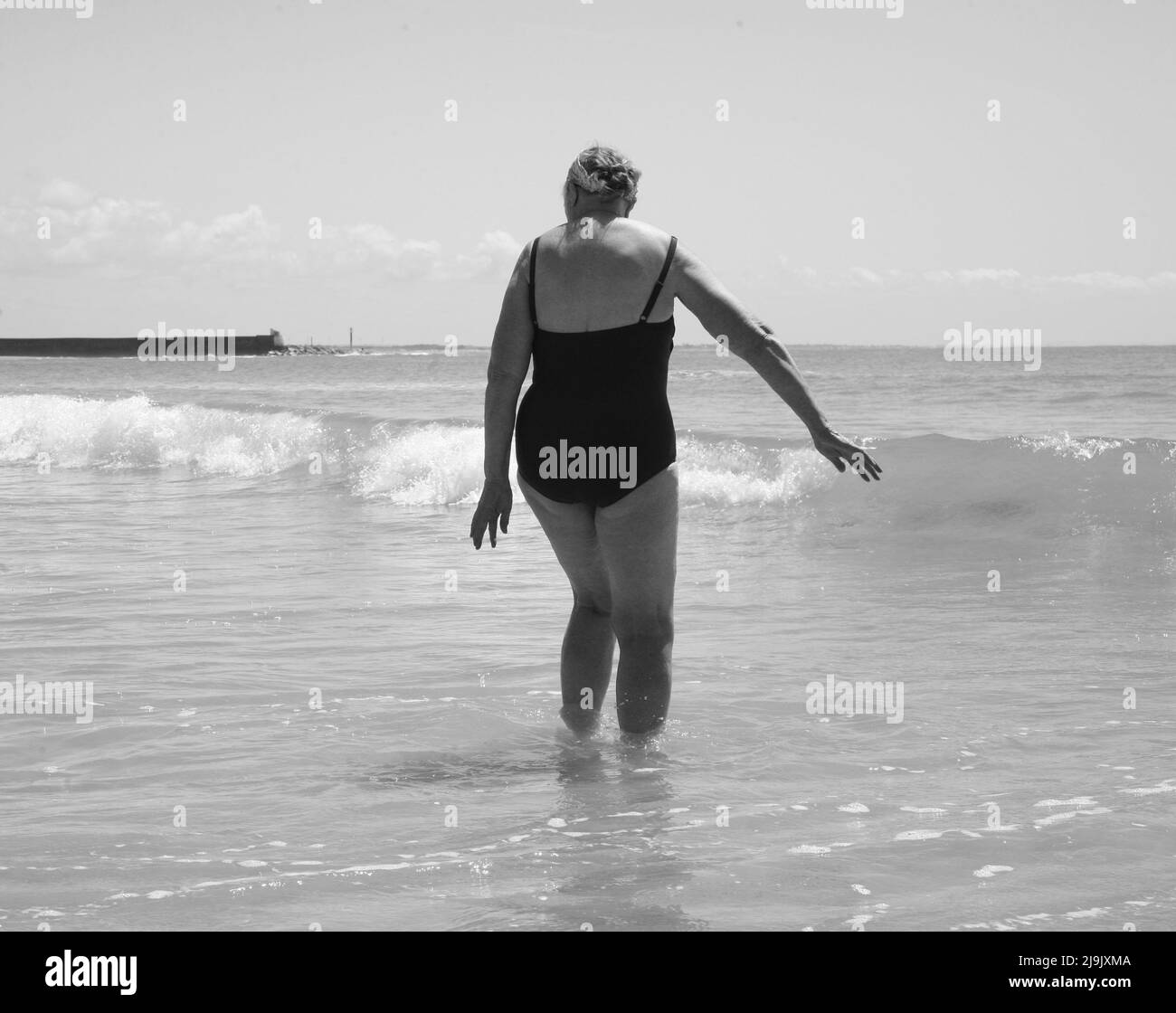 Lady swimming Black and White Stock Photos & Images - Alamy