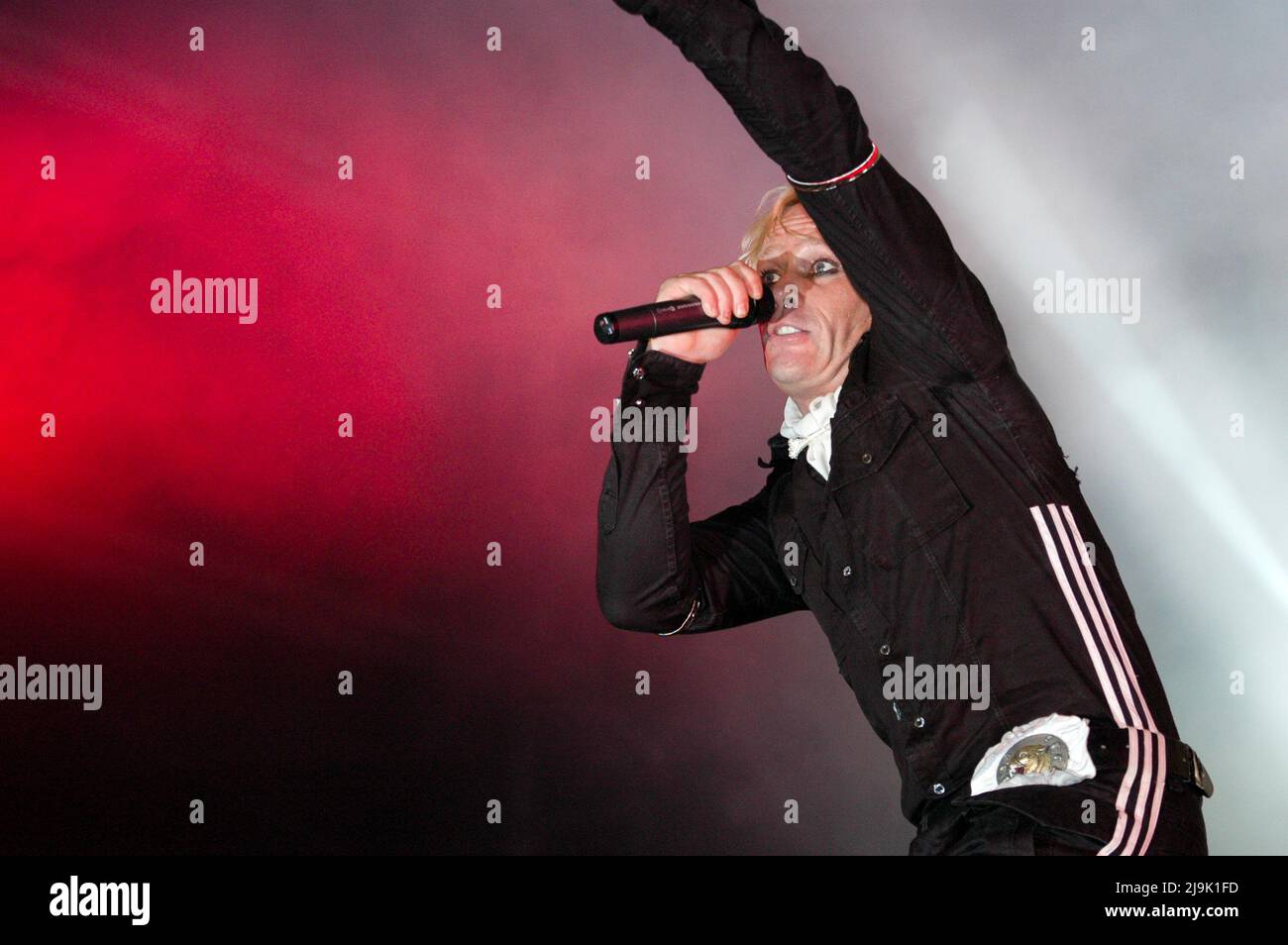 Keith flint firestarter hi-res stock photography and images - Alamy
