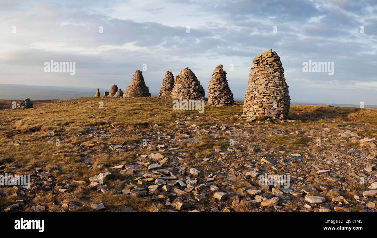 Nine Standards Rigg on Hartley Fell, Cumbria, UK Stock Photo - Alamy