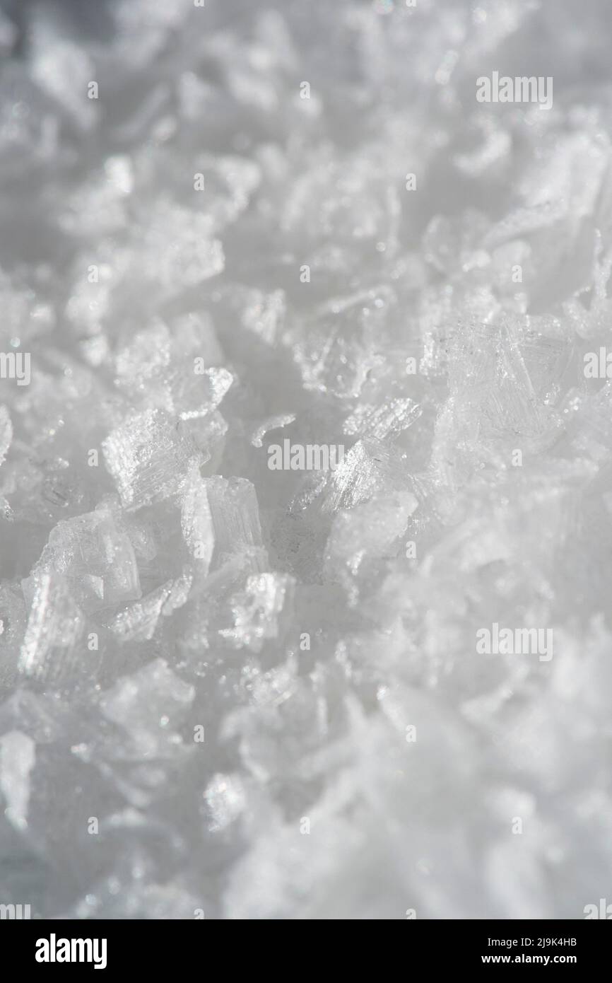 Extreme close up white sea salt flakes Stock Photo - Alamy