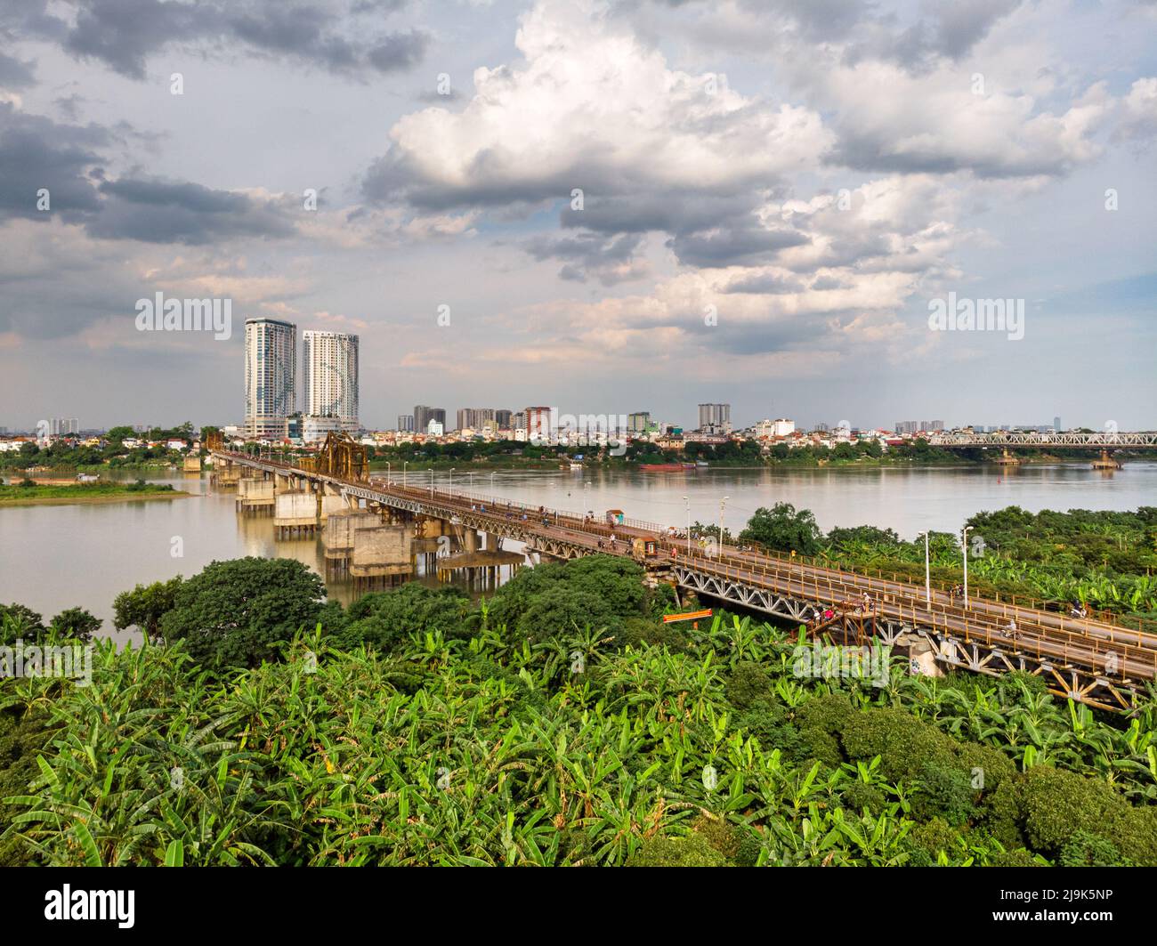 Aerial view of accient Long Bien bridge Stock Photo - Alamy