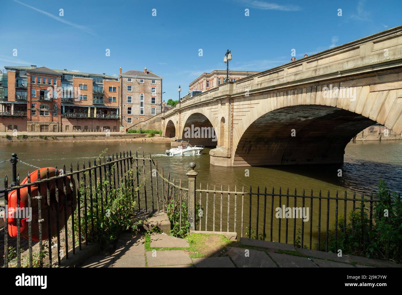 Spring morning at Ouse Bridge in York, England Stock Photo - Alamy