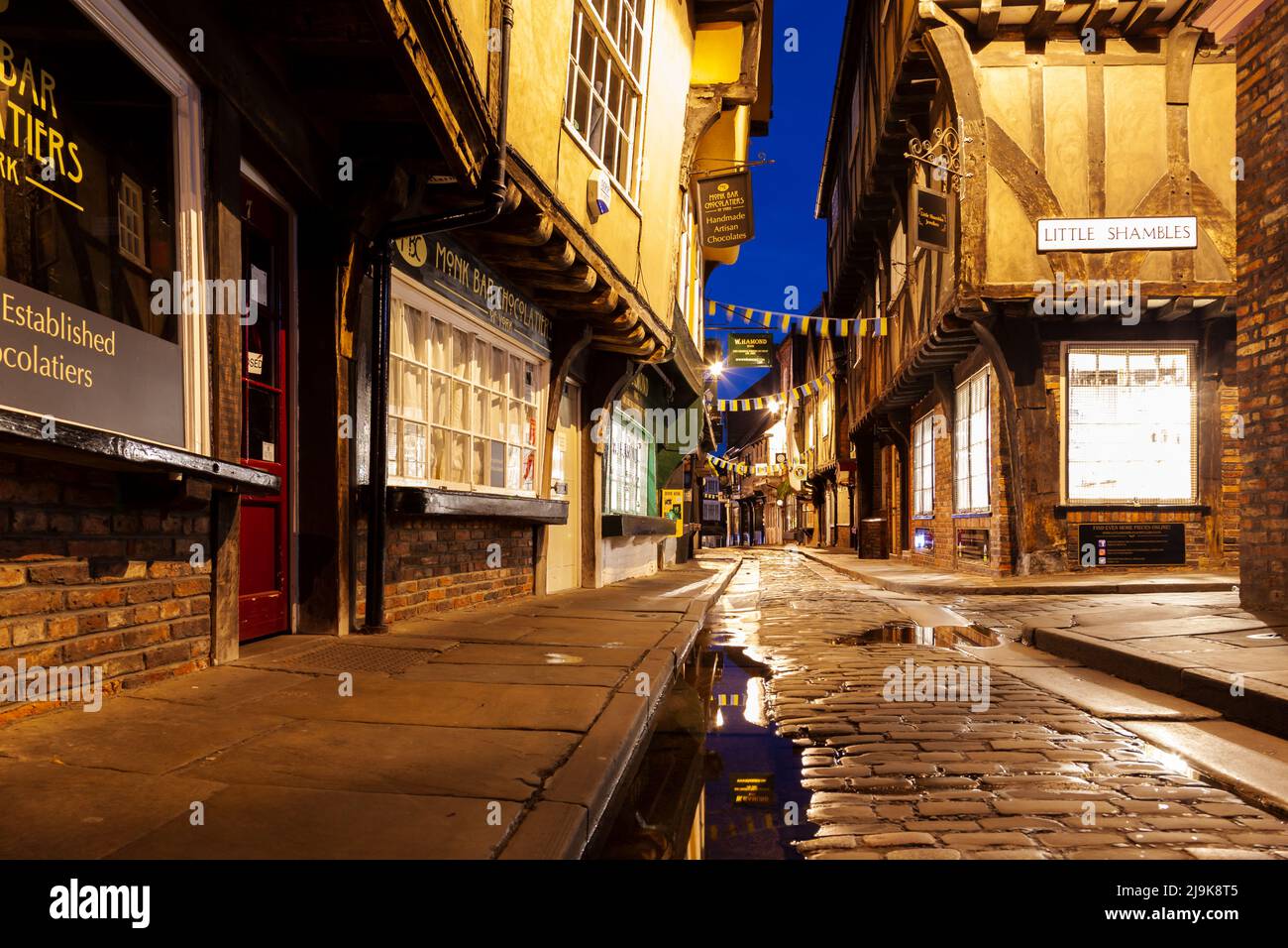 The shambles night hi-res stock photography and images - Alamy