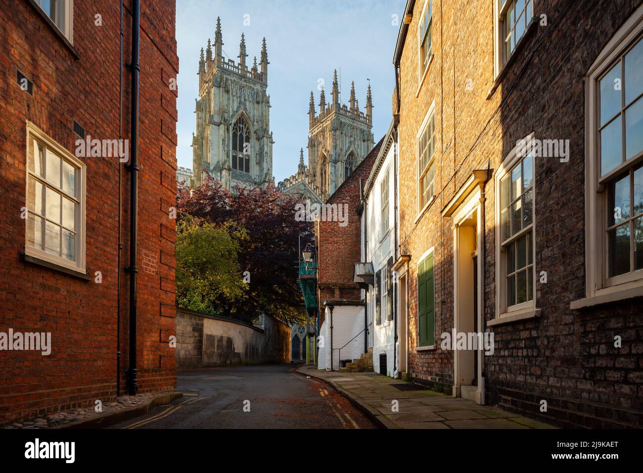 Spring morning on Precentor's Court in York, England. York Minster ...