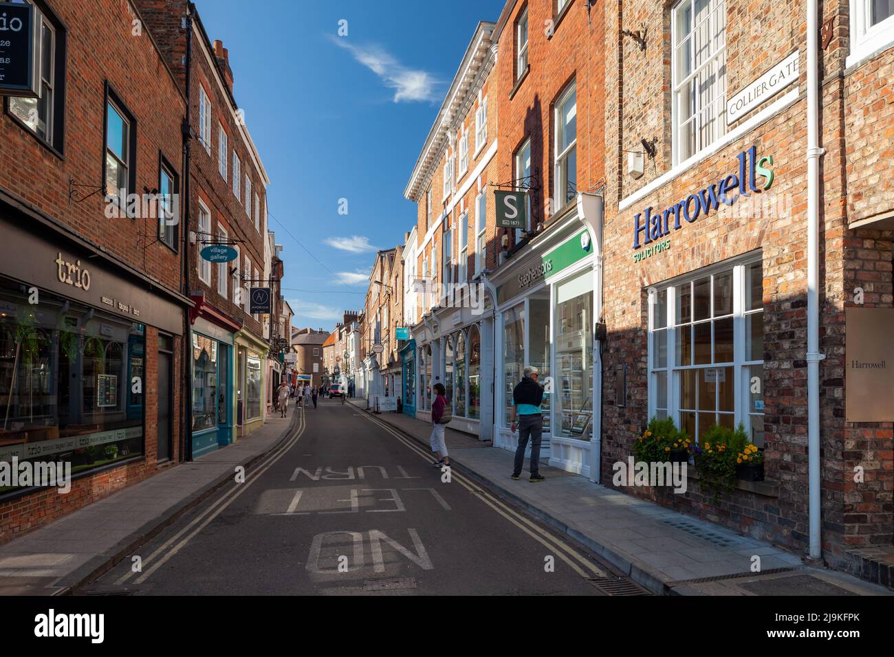 Collier gate hi-res stock photography and images - Alamy