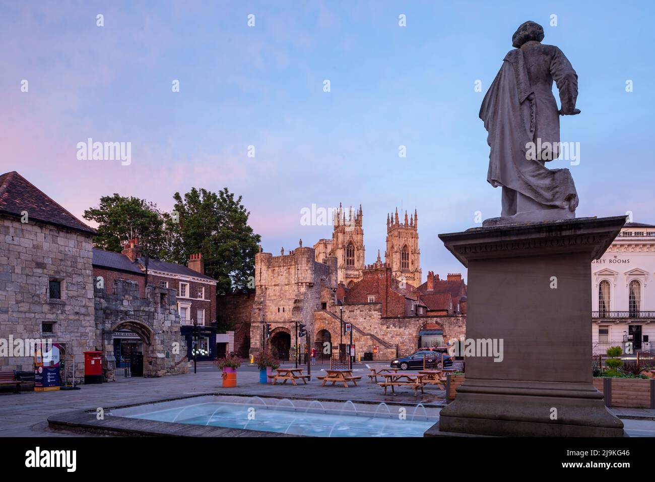 William etty statue hi-res stock photography and images - Alamy