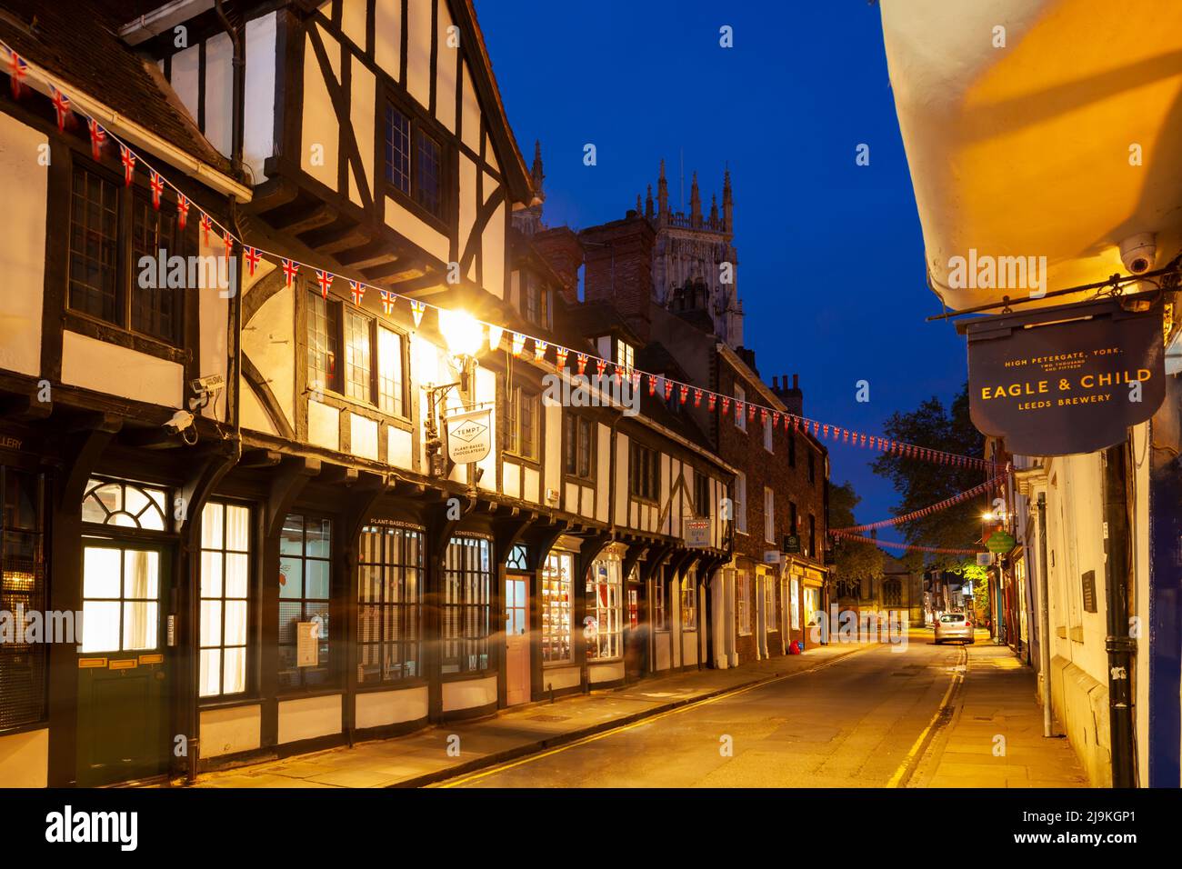 York high petergate street hi-res stock photography and images - Alamy