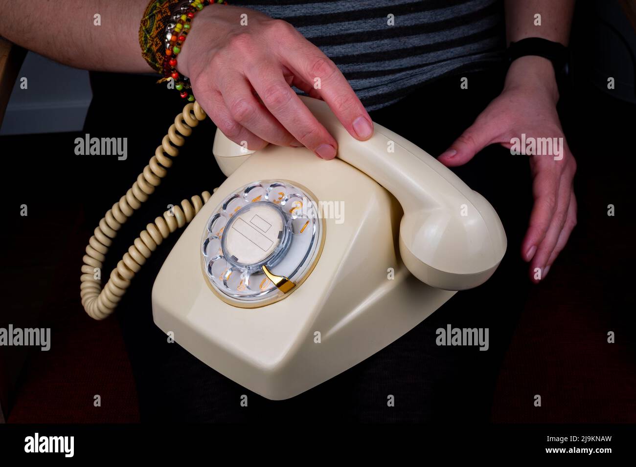 Woman answers phone hi-res stock photography and images - Alamy