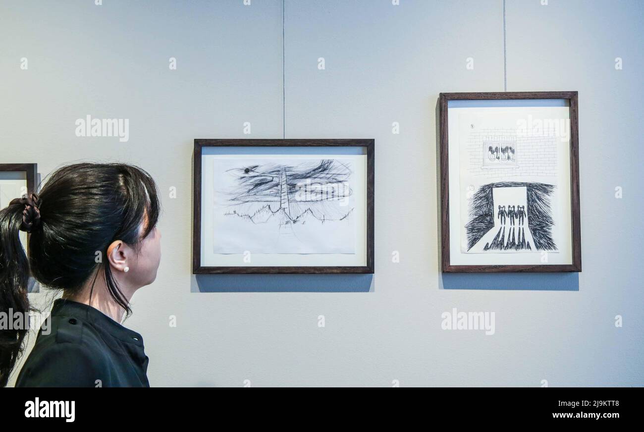 Radiohead vocalist hi-res stock photography and images - Alamy