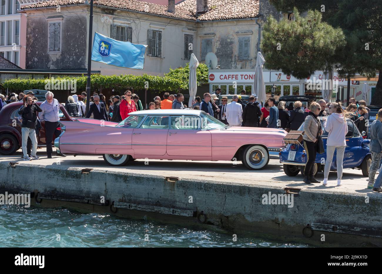 Car meet hi-res stock photography and images - Alamy