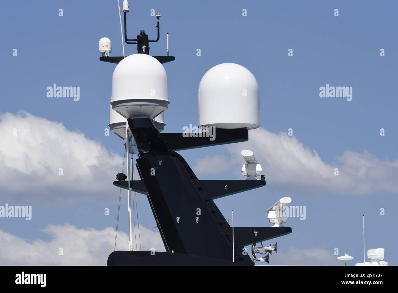 Radar system at lighthouse hi-res stock photography and images - Alamy