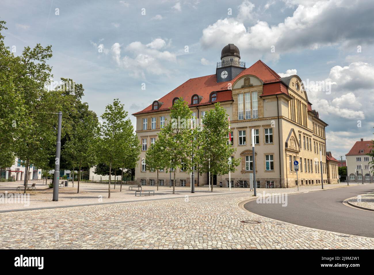 Hochschule anhalt hi-res stock photography and images - Alamy