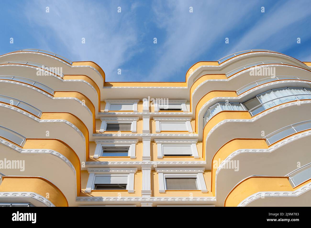 Exterior view of residential housing hi-res stock photography and ...