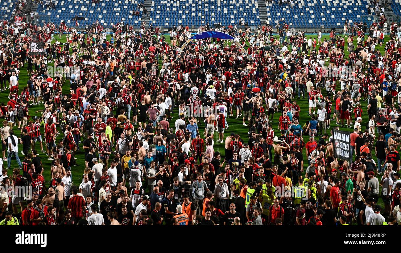 Reggio Emilia, Italy. 22 May 2022. A general view of pitch invasion of ...