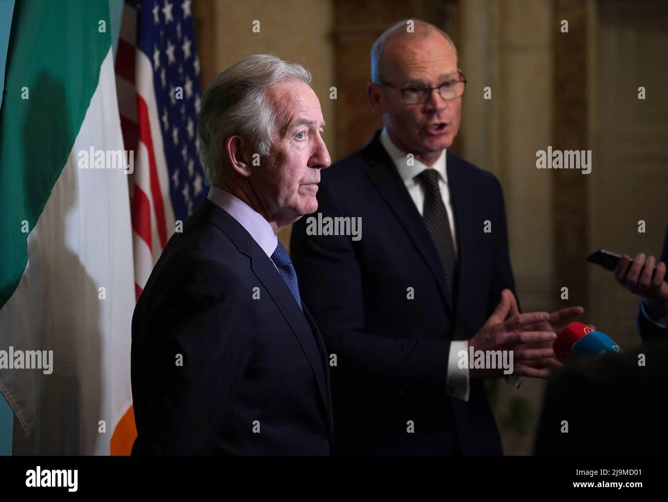 Richard neal left hi-res stock photography and images - Alamy