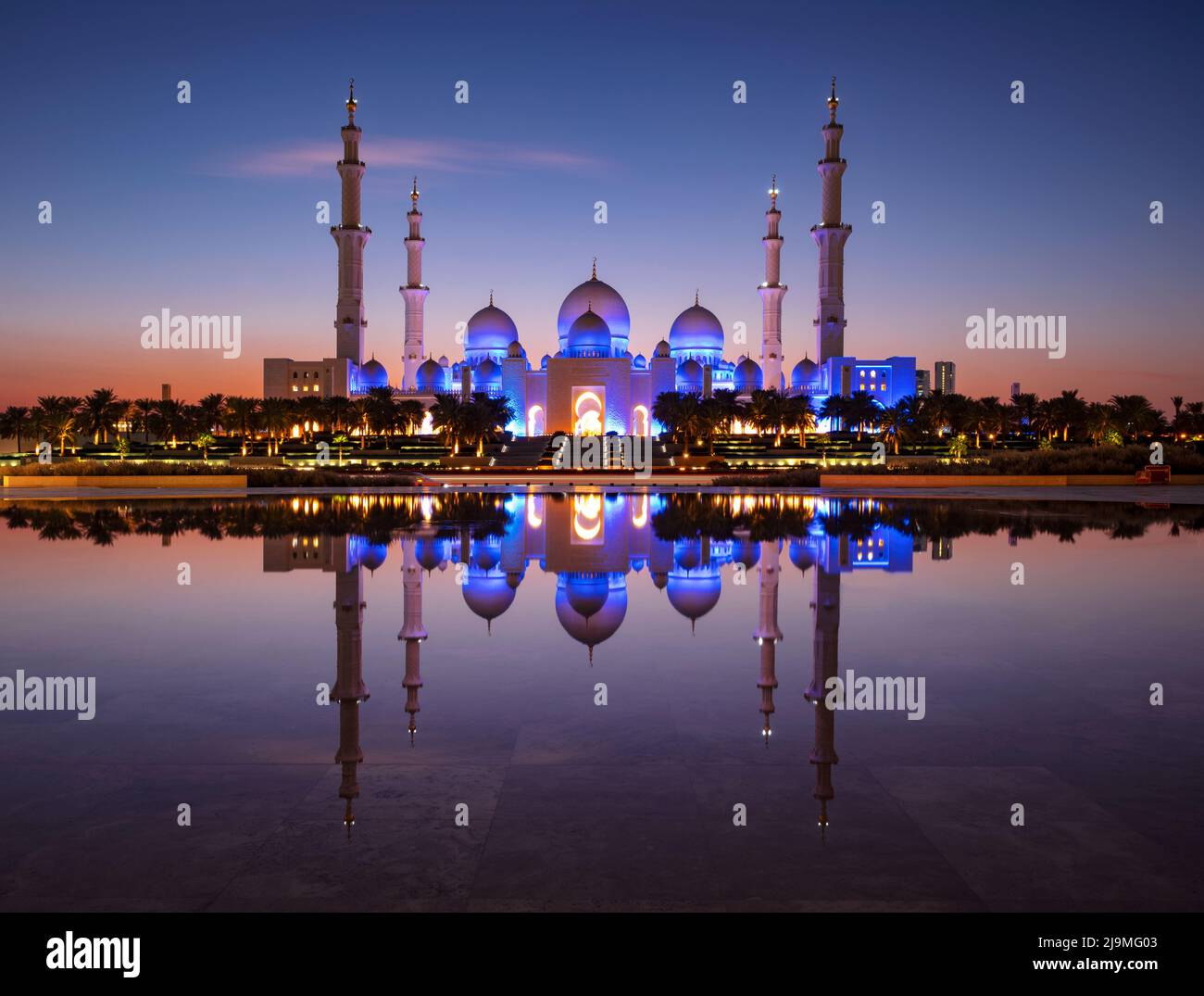 View of the Sheikh Zayed Grand Mosque , the largest mosque in UAE ...