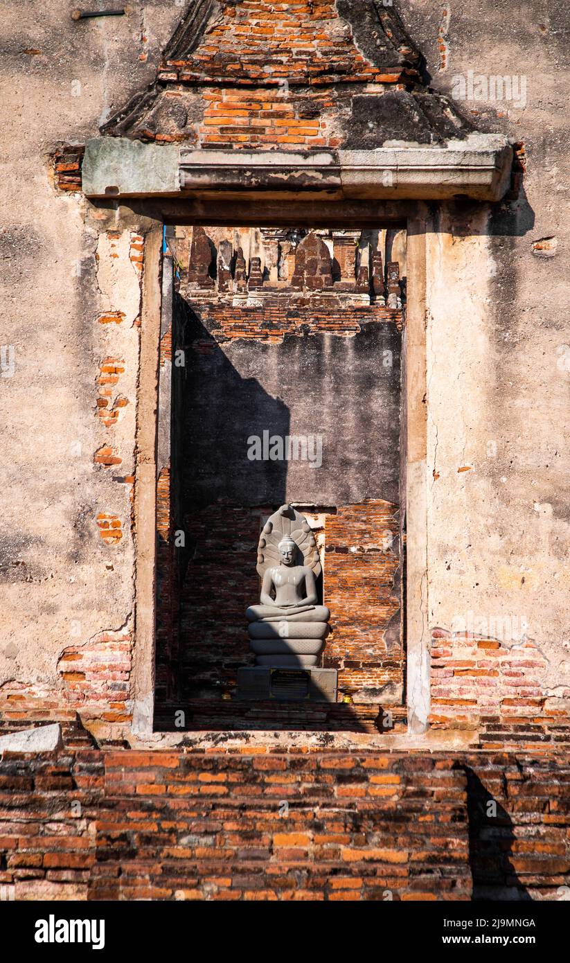 wat phrasi rattana mahathat, ruin temple in Lopburi, Thailand Stock ...