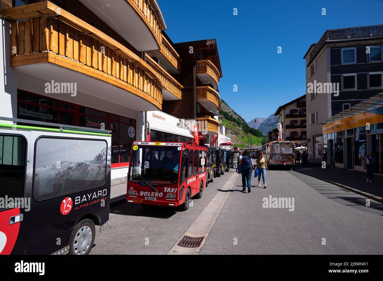 Switzerland electric car zermatt hi-res stock photography and images ...
