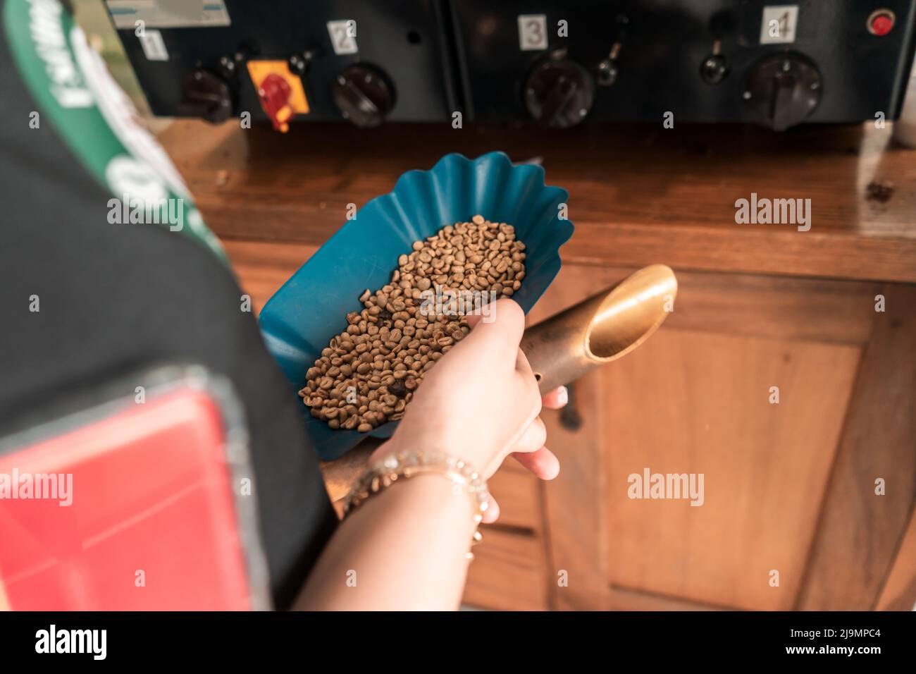 Food inspector cafe hi-res stock photography and images - Alamy