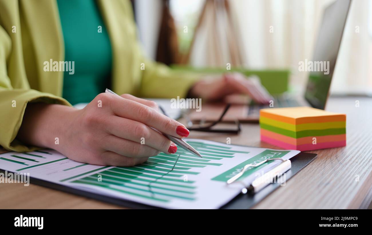 Female auditor hi-res stock photography and images - Alamy