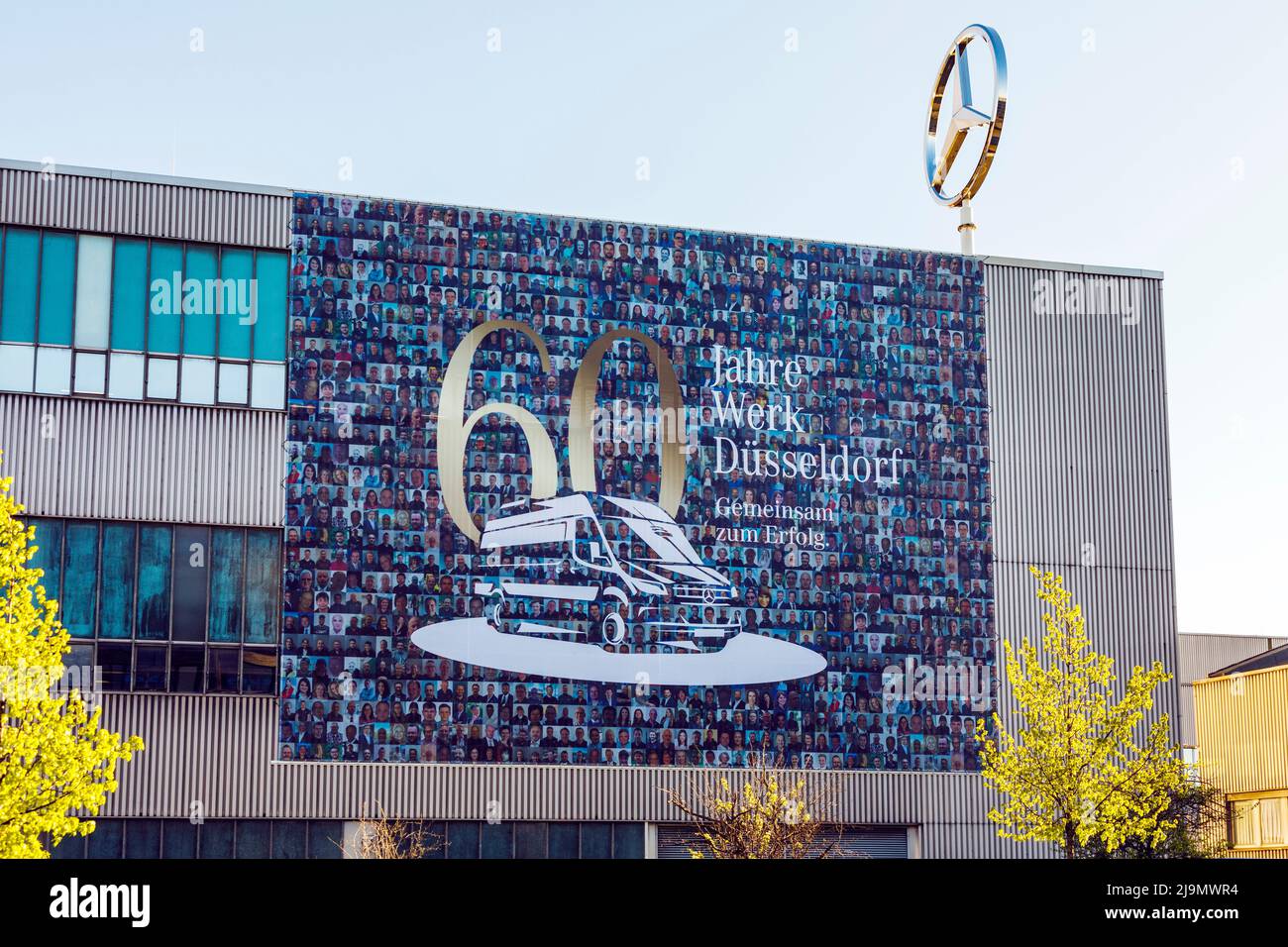 Mercedes benz sprinter autos High Resolution Stock Photography and ...