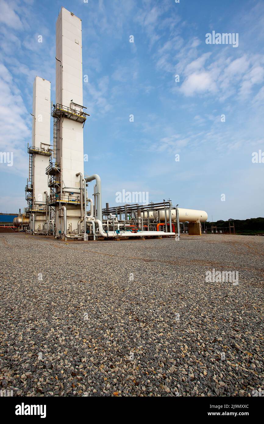 Air Separation Plant: Rectification Columns Stock Photo - Alamy