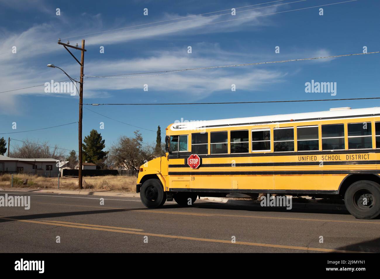 Usa school bus pick up hi-res stock photography and images - Alamy