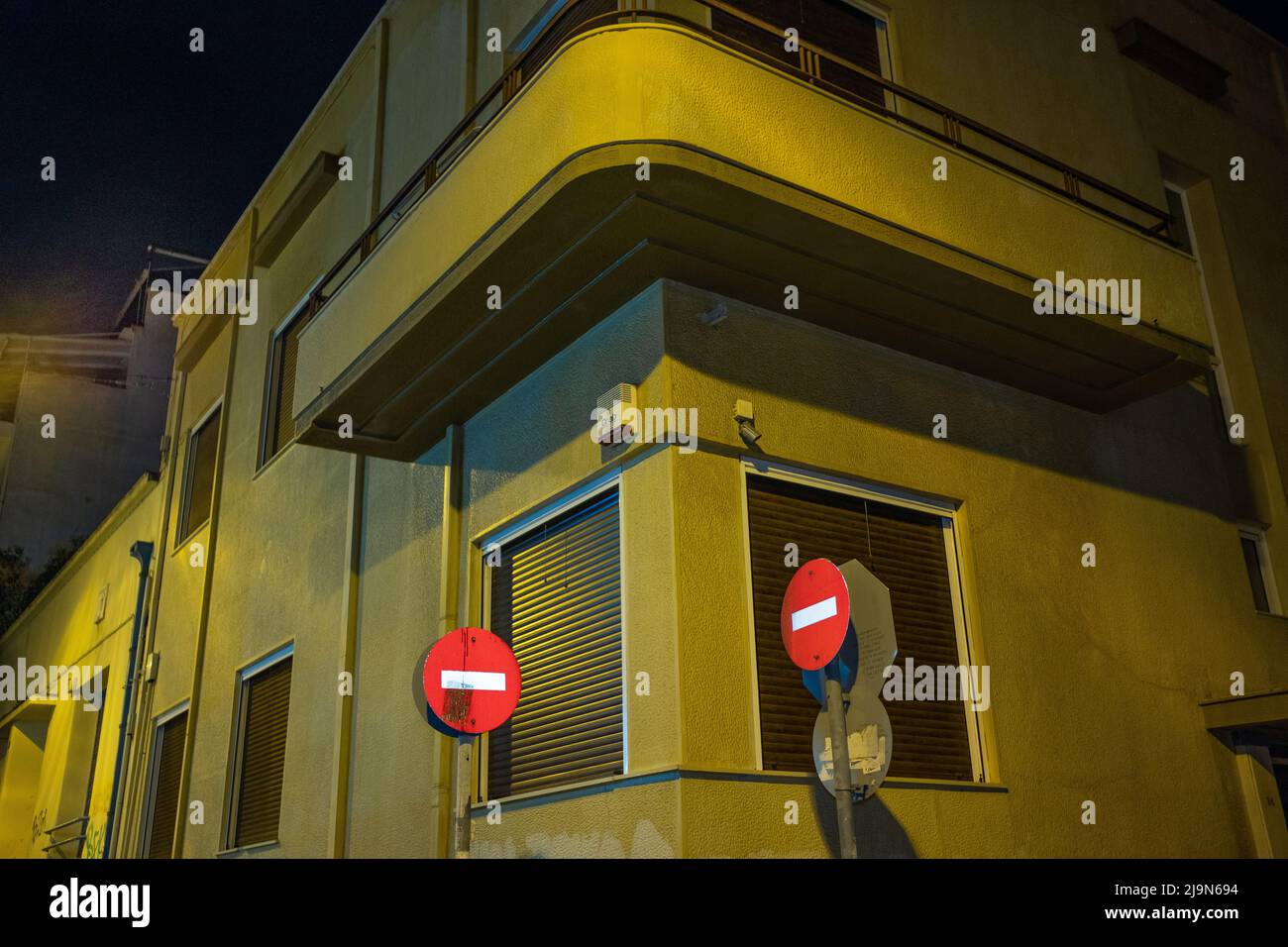 No entry signs on hi-res stock photography and images - Alamy