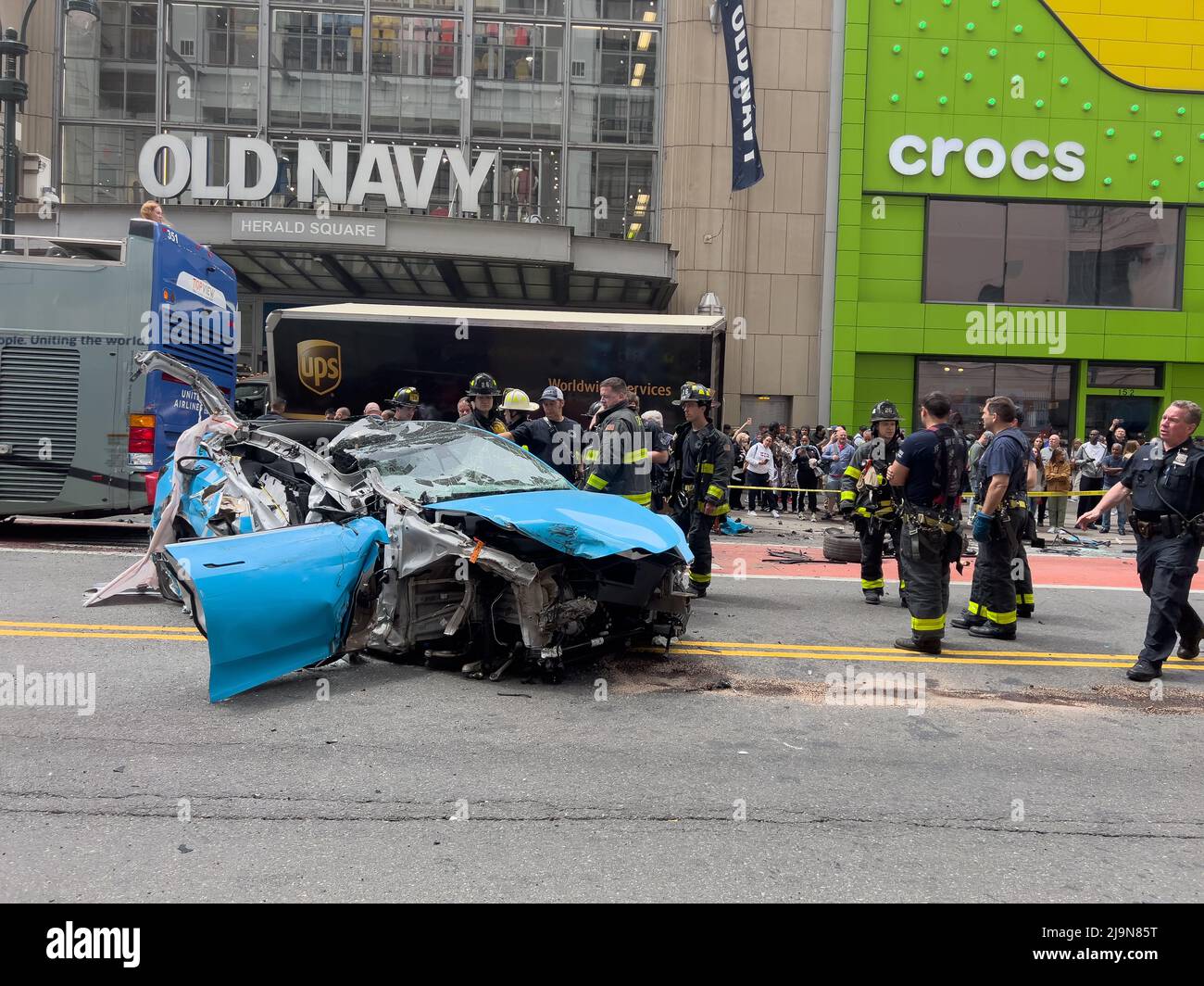 Smashed tesla hi-res stock photography and images - Alamy