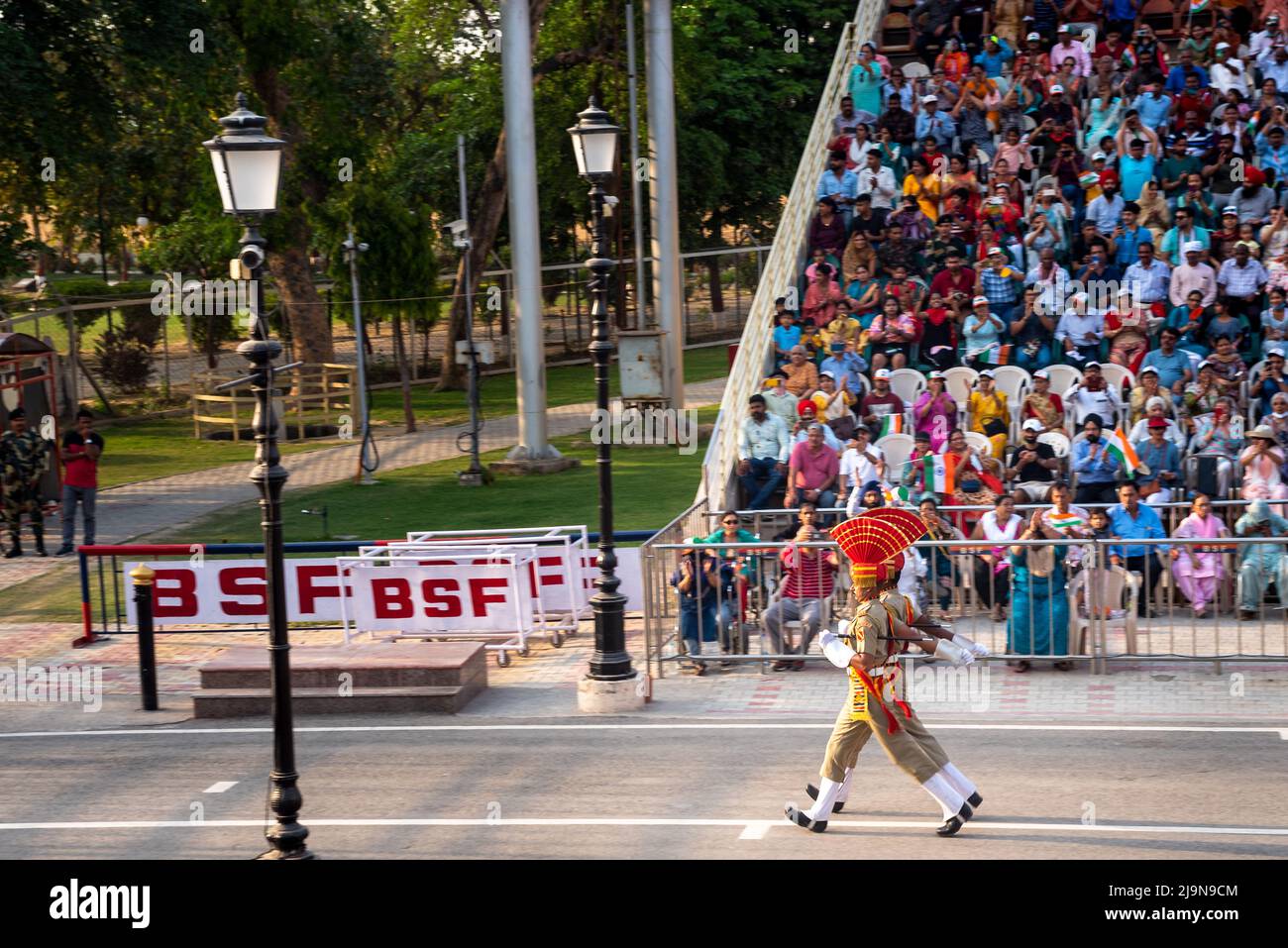 Parade at the flag-lowering ceremony at Wagah-Attari border between ...
