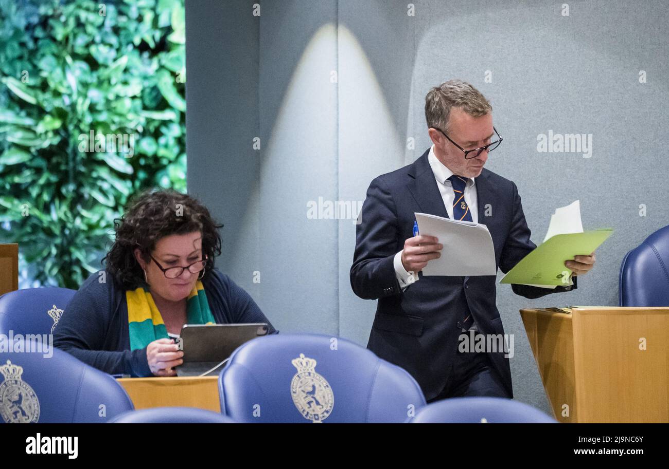 2022-05-24 19:40:47 THE HAGUE - Caroline van der Plas (BBB) and Wybren ...