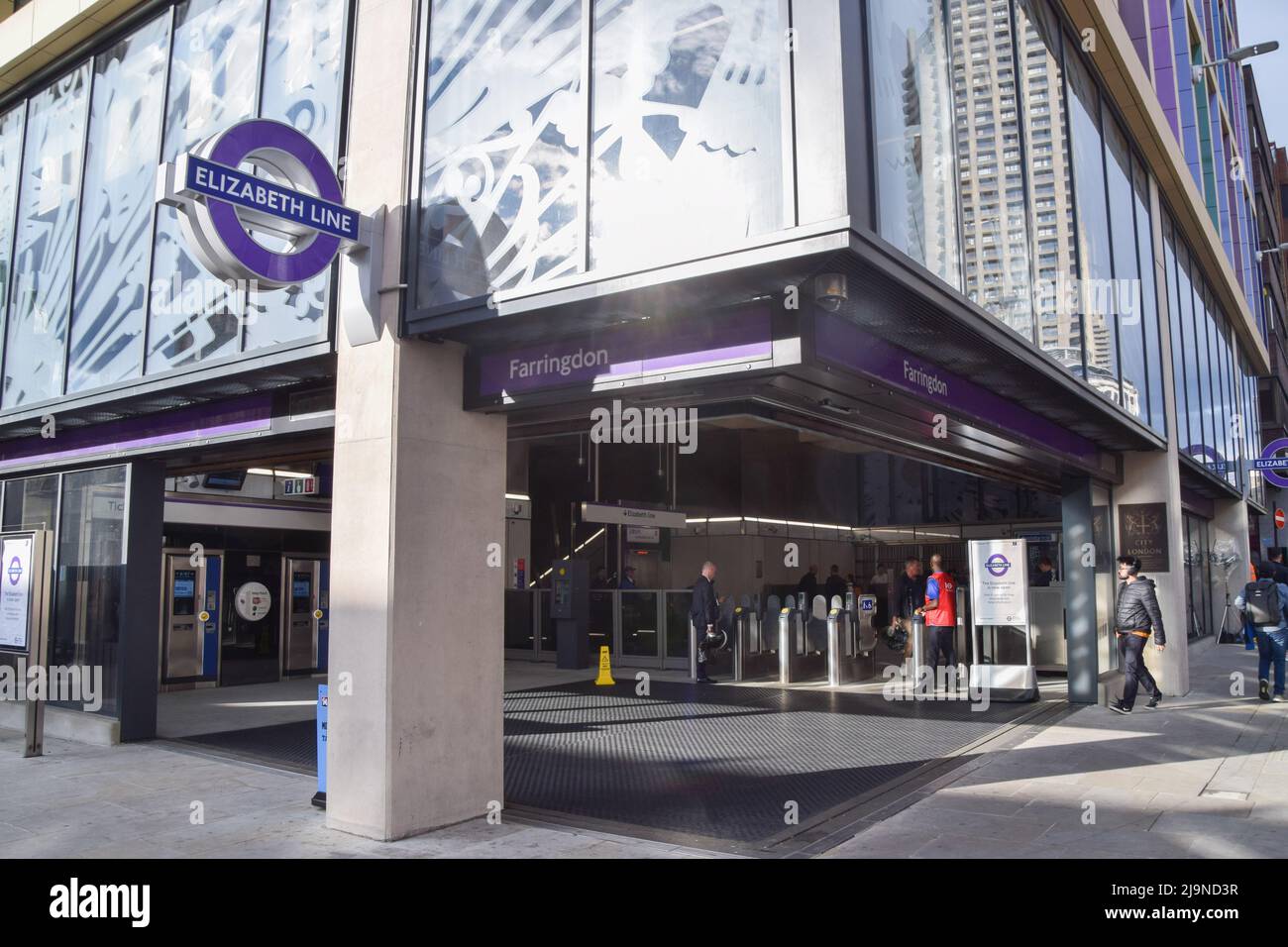 London, UK. 24th May 2022. The newly built Farringdon Elizabeth Line ...
