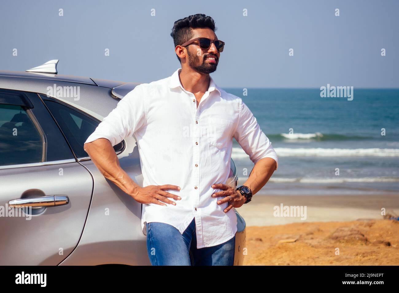 African man leaning on car hi-res stock photography and images - Alamy