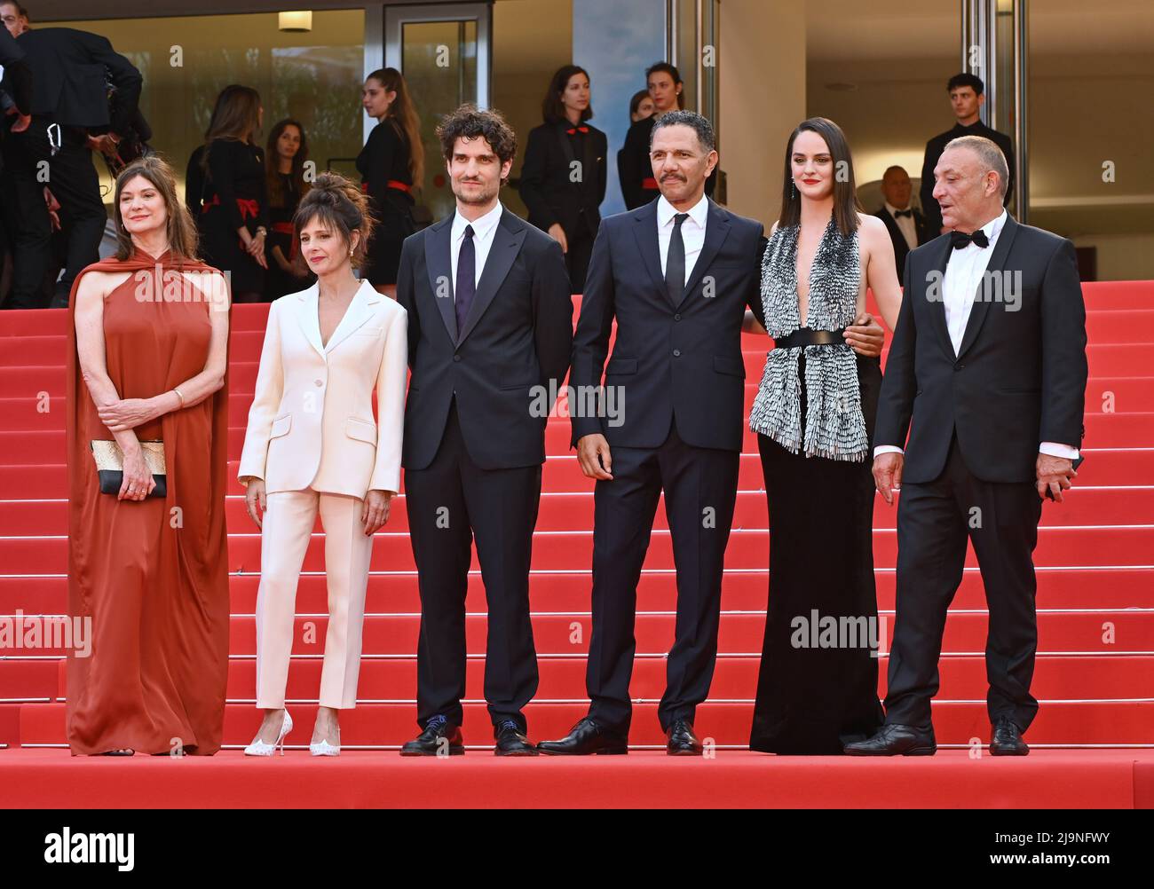 Cannes, France. 24th May, 2022. CANNES, FRANCE. May 24, 2022: Anne ...