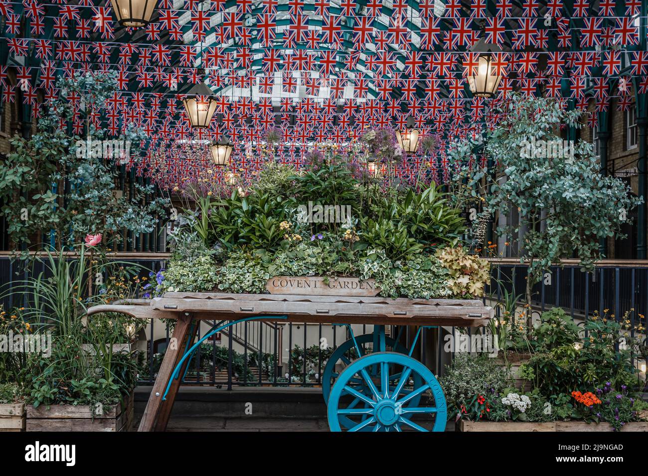 A cart at London's Covent Garden celebrating Her Majesty The Queen’s ...