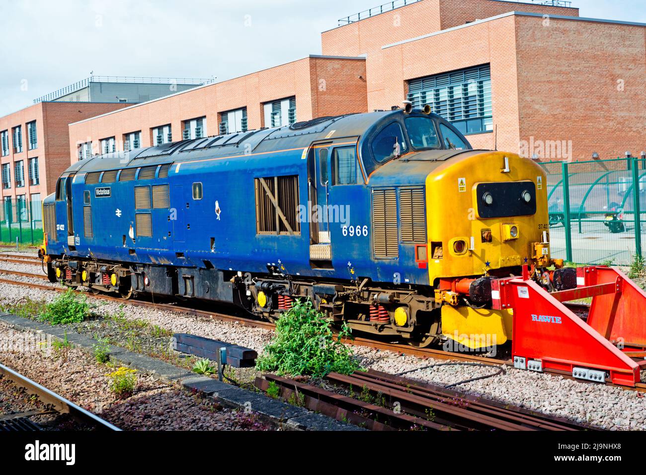 Class 6966 victorious locomotive hi-res stock photography and images ...