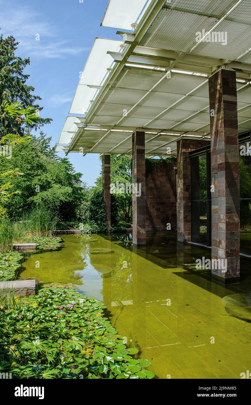 Fondation Beyeler in Riehen, Switzerland - a place for all the senses ...