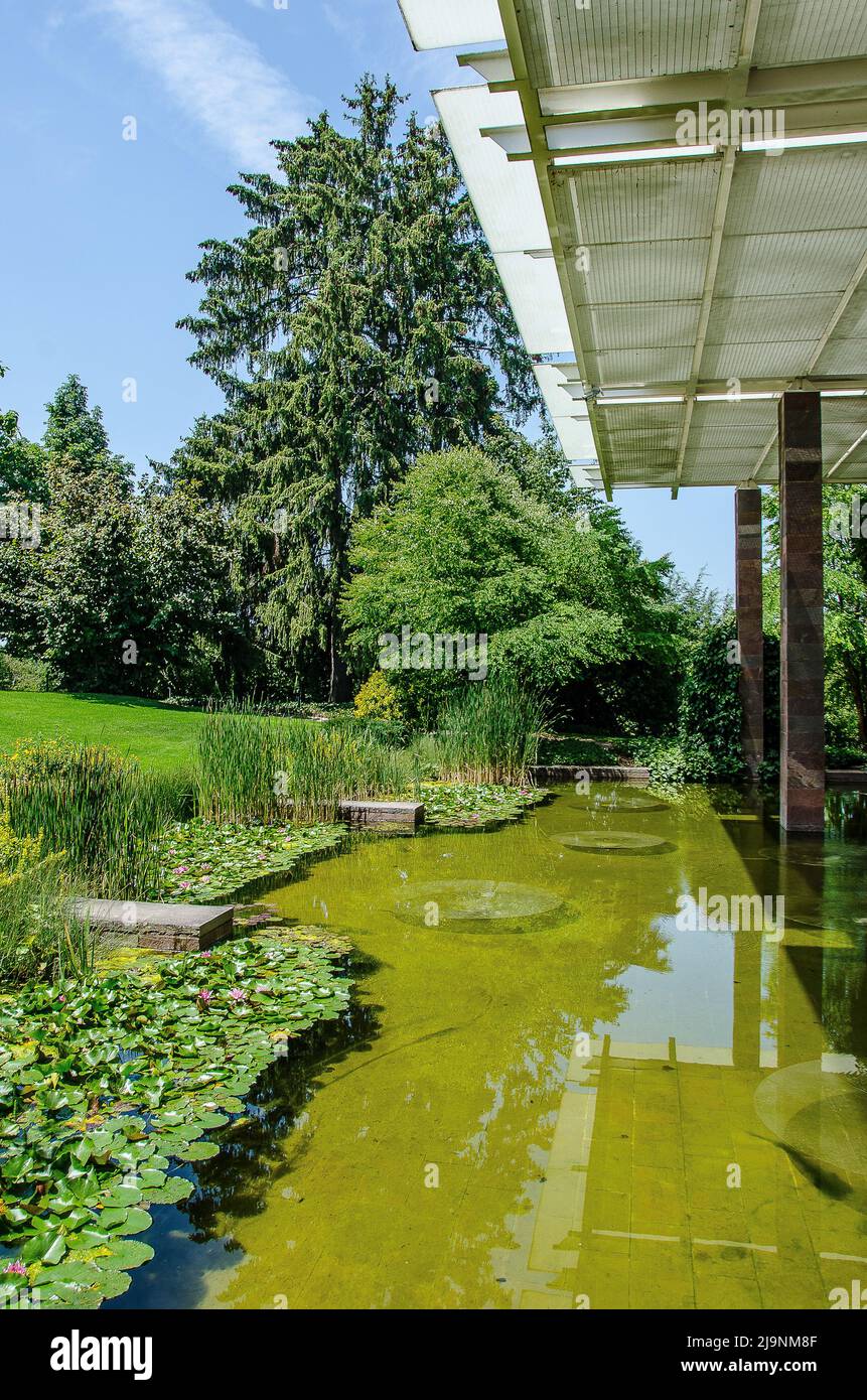 Fondation Beyeler in Riehen, Switzerland - a place for all the senses ...