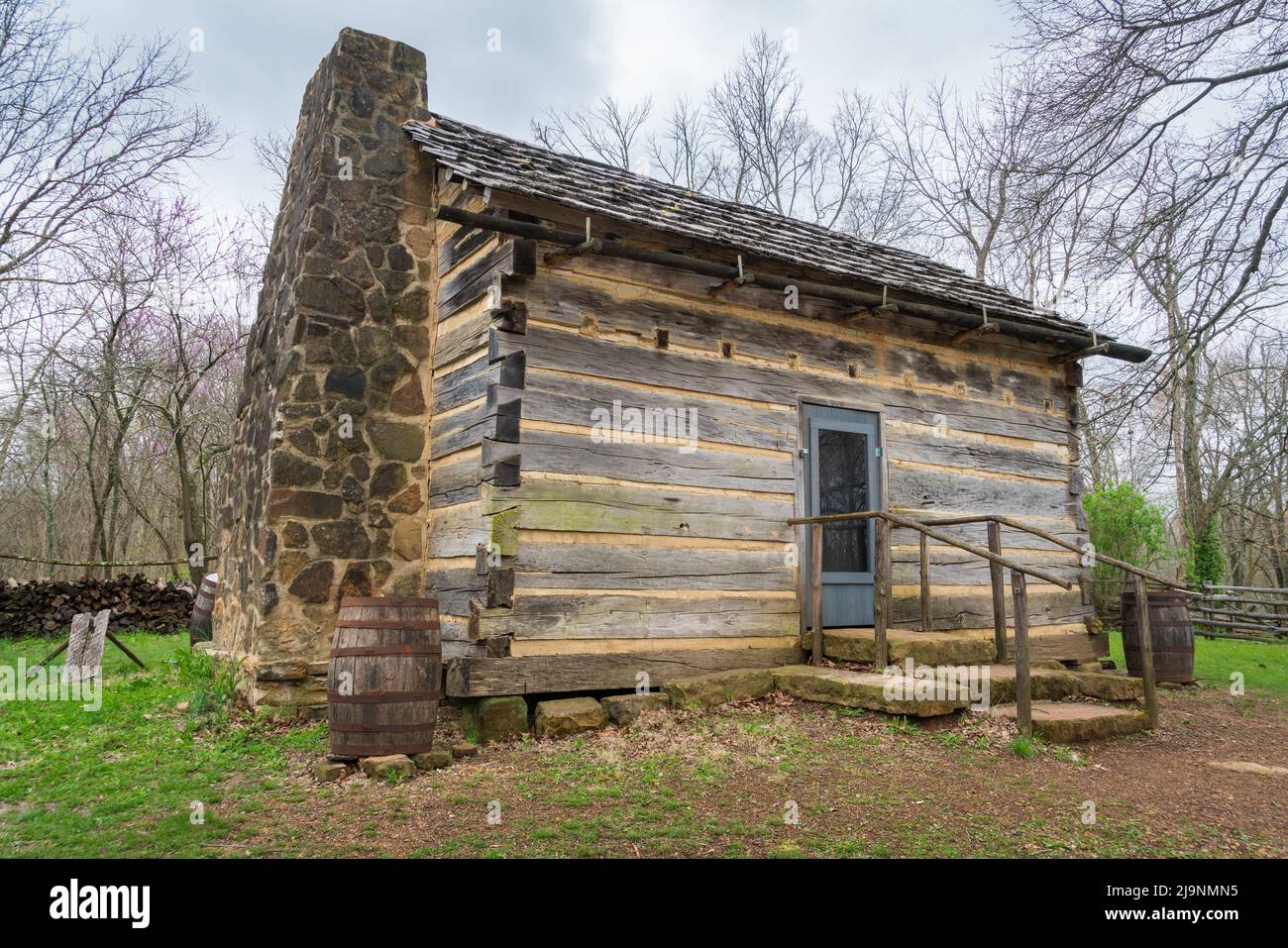 Lincoln cabin pigeon creek hi-res stock photography and images - Alamy