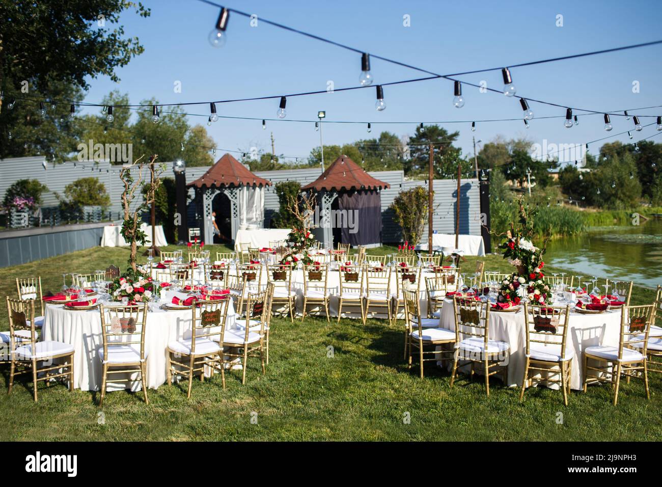 An elegant venue for an open air wedding party Stock Photo - Alamy
