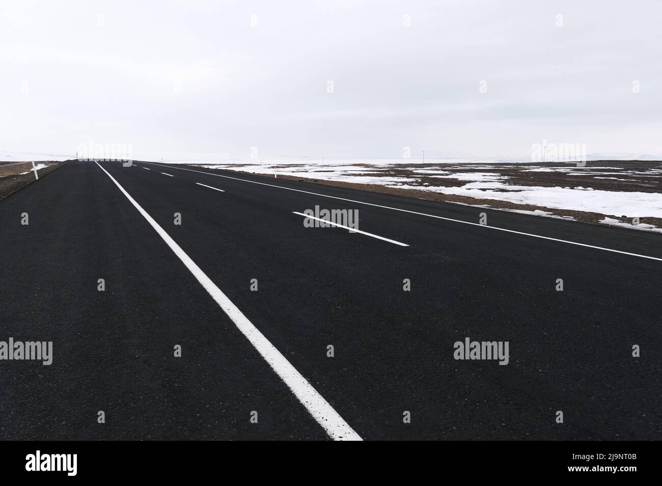 Diagonal view hi-res stock photography and images - Alamy