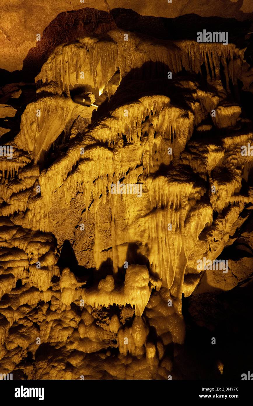 Stratigraphy cave hi-res stock photography and images - Alamy