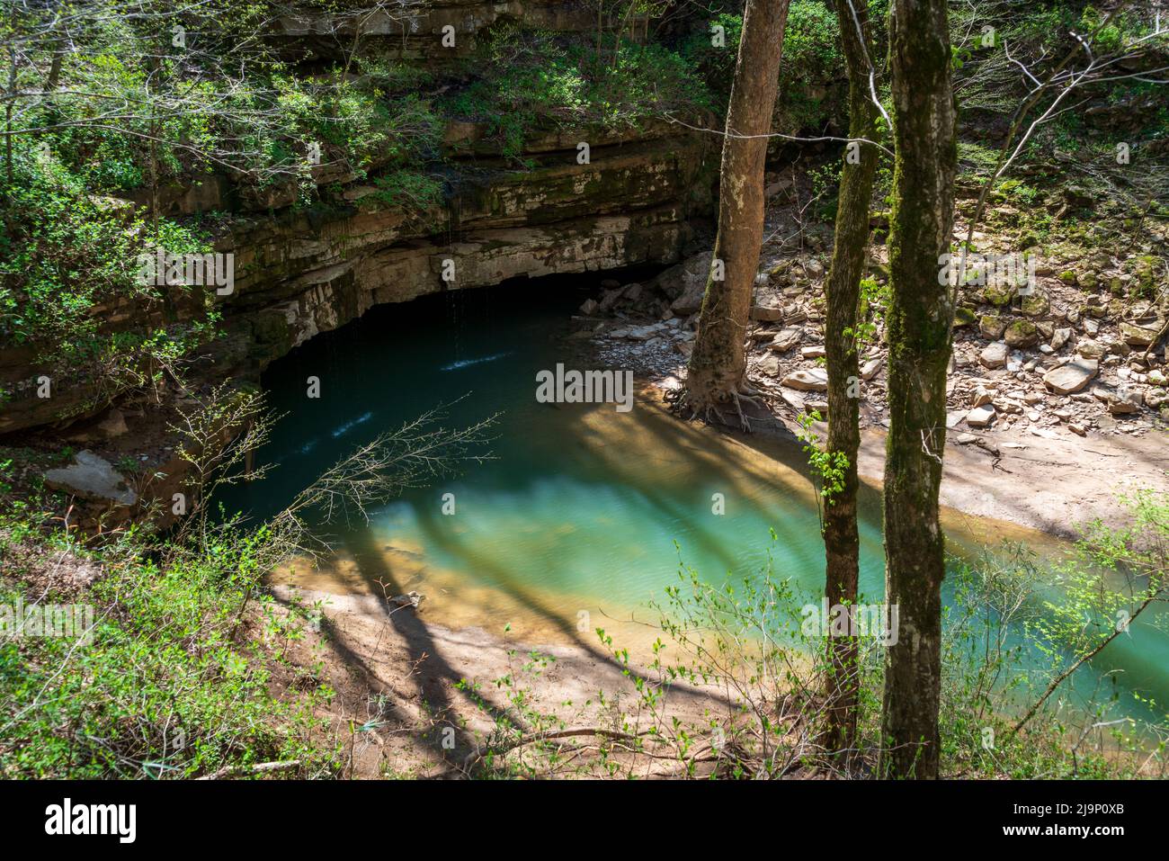 Mammoth cave national park entrance hi-res stock photography and images ...
